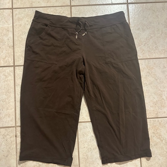 Danskin | Pants & Jumpsuits | Danskin Dark Brown Capri Pants | Poshmark